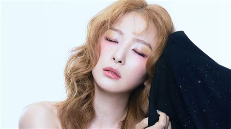 Red Velvet Seulgi Cosmic 4k 2813b Wallpaper Pc Desktop