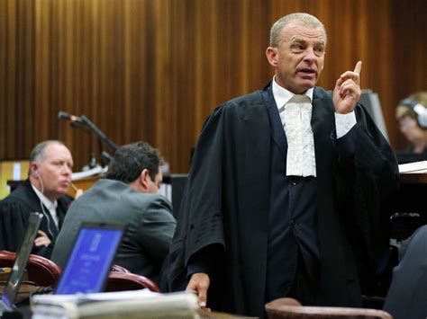 Oscar Pistorius Trial Reeva Steenkamp Screamed And Ran Into The