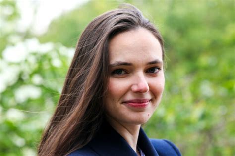 Eléonore Simonet La Fille De Jacques Simonet Est Bien Partie Pour Se