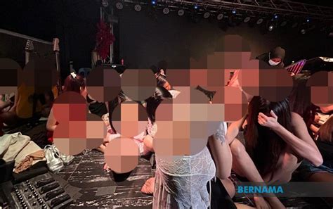 Pusat Hiburan Tawar Khidmat GRO Berbaju Tidur Diserbu Suara Sarawak