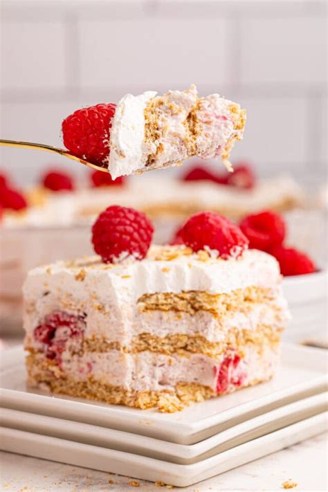 Easy No Bake Raspberry Icebox Cake Dessert Recipe