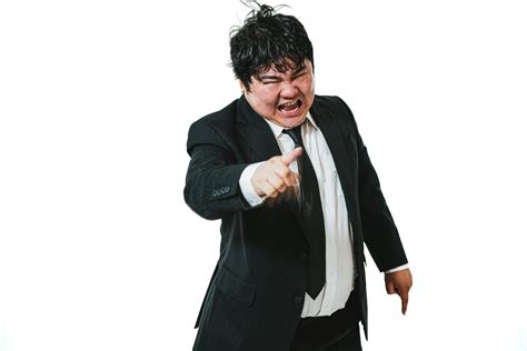 怒りに任せて怒鳴り付ける男性会社員の無料の写真素材 Id84703｜フリー素材 ぱくたそ