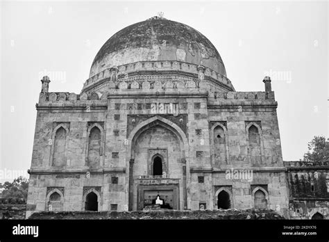Mughal Architecture Inside Lodhi Gardens Delhi India Beautiful