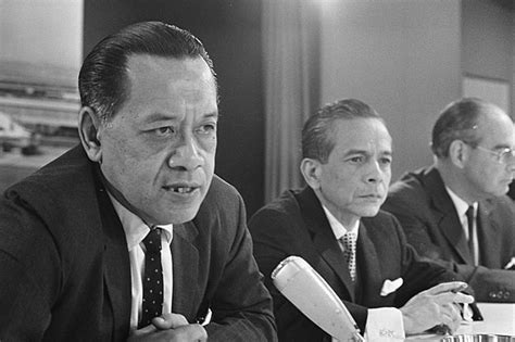 Inilah Sosok Pns Pertama Di Indonesia Yang Ternyata Dari Kalangan