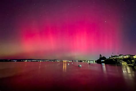 Sunlive Tauranga Residents Capture Aurora On Camera The Bays News