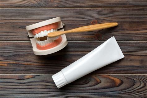 Premium Photo Mouthwash And Other Oral Hygiene Products On Colored Table Top View With Copy