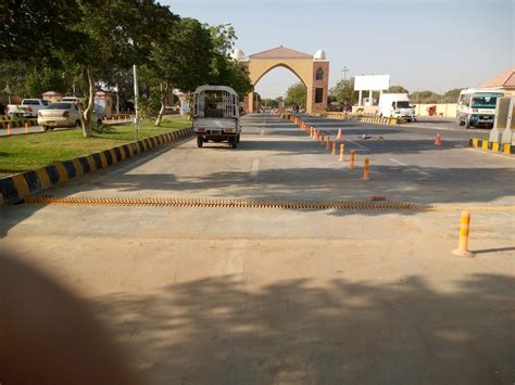 Restrict Wrong Way Vehicles With Hydraulic Tyre Killers