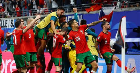 La Portugal De Cristiano Ronaldo Se Impone Por La Mínima Ante República