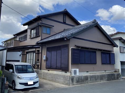 グレージュ系の外壁塗装で色褪せたお家が新築の様に元通り！ 山村塗装店