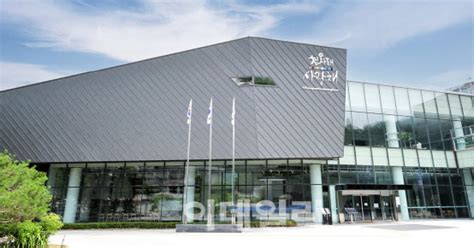 청와대 권역서 이색 테마 도보여행…할인·경품은 덤