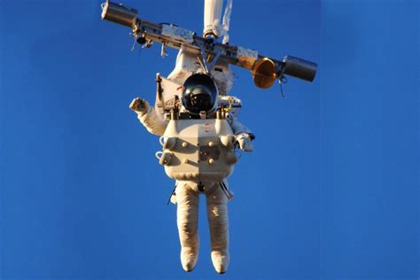 গুগল কর্মীর স্কাইডাইভ রেকর্ডের ডকুমেন্টারি নেটফ্লিক্সে