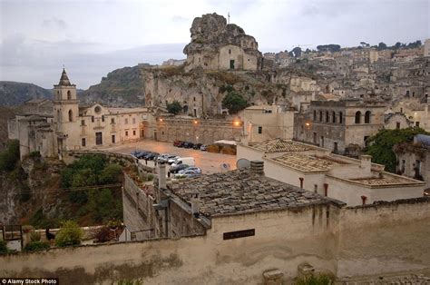 Sassi Di Matera The Oldest Inhabited Cave City Of Italy