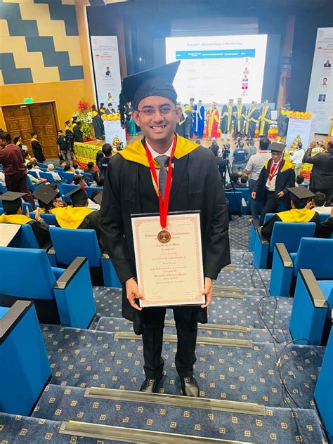 Dr Ravi Jaiswal On Linkedin Oncology Goldmedalist 40 Comments