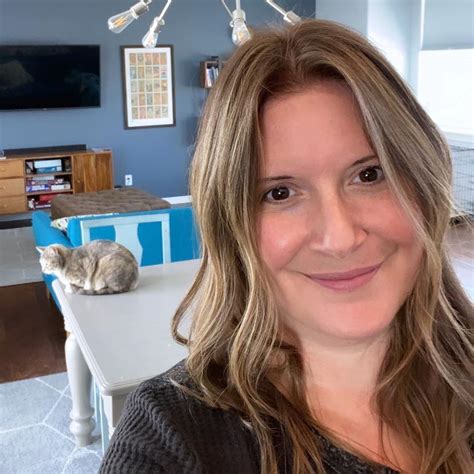 Allison Bates Fora Travel