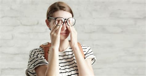 8 Cara Mengatasi Mata Lelah Kenali Gejala Dan Penyebabnya Blog Rey