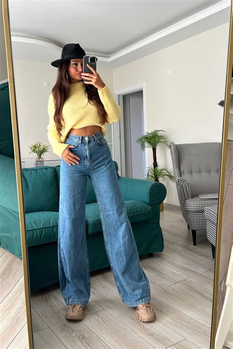 Wide Leg Jean