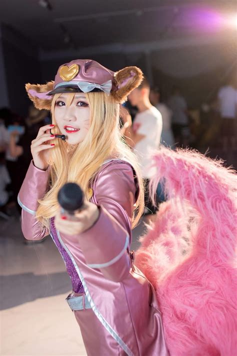 英雄联盟kda女团阿狸cos，九尾狐毋庸置疑的美貌狸猫