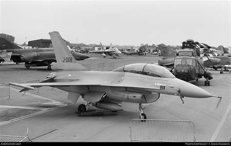 Aircraft Photo Of J 068 General Dynamics F 16b Fighting Falcon