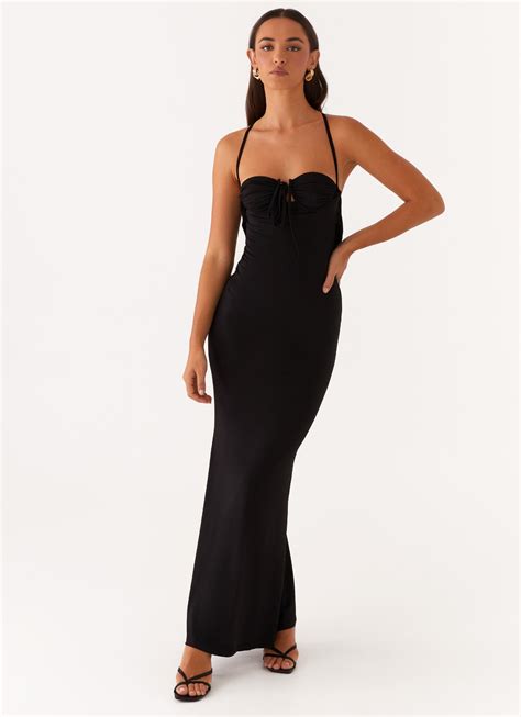 Bombshell Maxi Dress Black Peppermayo