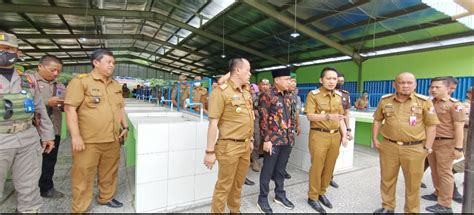 Ardian Saputra Resmikan Tiga Unit Pasar Di Lampura Translampung Id