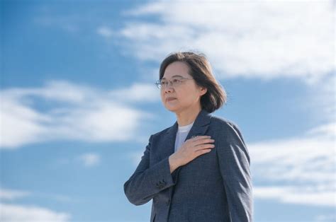 小英七周年1／捍衛台灣、守護和平 綠委讚蔡英文：堅持進步價值 政治快訊 要聞 Nownews今日新聞