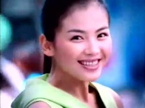 「哇哈哈」最老廣告代言人，帥哥靚女，竟然是王力宏和劉濤？ 每日頭條
