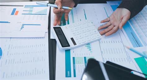 A Guide To Calculating Net Income Definition And Formula