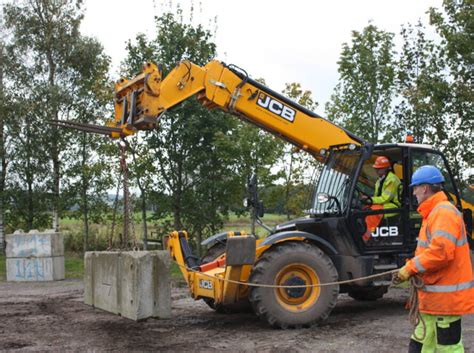 Guide To Telescopic Handler Training Sb Skills Solutions