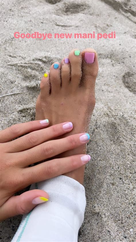 Malia Ward Wikifeet