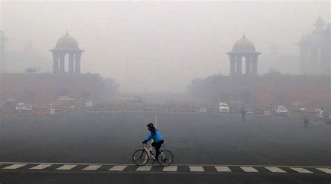 Trains Delayed As Dense Fog Engulfs Delhi Ncr Region Air Quality