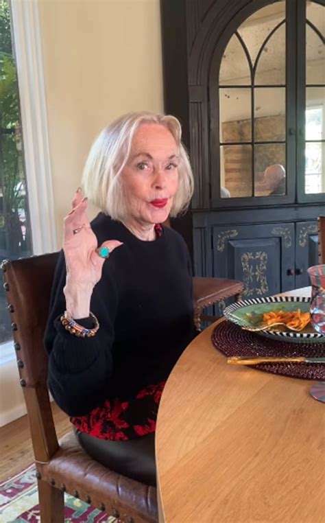 Melanie Griffith Celebrates Mother Tippi Hedren S 95th Birthday