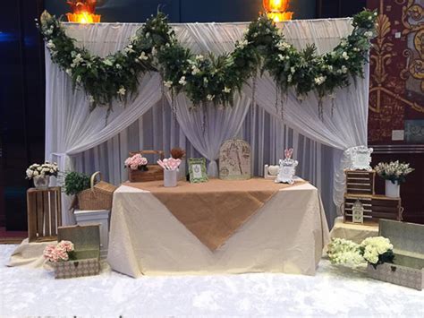 Set Gallery ดอกไม้ประดิษฐ์ Forest ราคา 8 000 บาท 2bwedding ซุ้มดอกไม้ ฉากงานแต่งงาน เช่าตั่ง