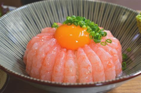 ぷりっぷりで美味！ 「海鮮居酒屋 大名魚喜（うき）」の甘えび丼