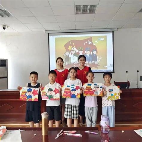 垦利区新兴幼儿园开展暑假公益课堂志愿服务活动手工胡振