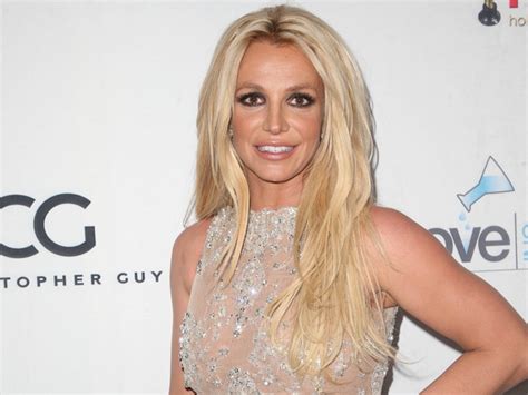 Britney Spears Is ‘healing” May Never Perform Again 1063 The Groove
