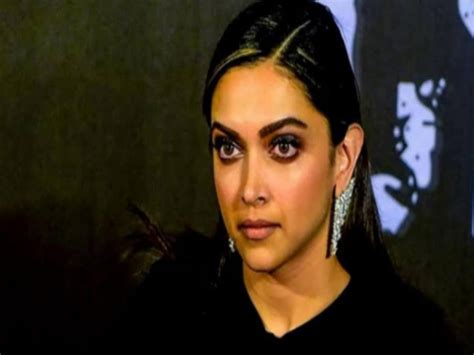 Deepika Padukone Was Asked About Her Bhagwa Bikini Song Besharam Rang