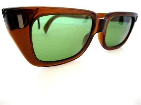Vintage 1960s Cool Ray Polaroid Tortoise Shell Wayfarer Etsy Vintage Eyewear Vintage