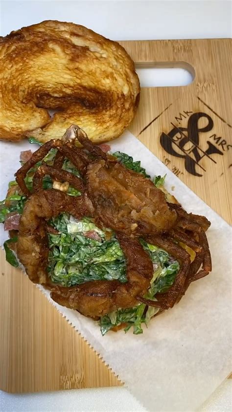 Softshell Crab Sandwich 🤩🦀🍞 Softshell Crab Sandwich 🤩🦀🍞 By Foody Fetish