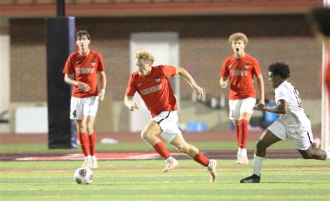 Arrows Defeat Lewisburg On Senior Day Clinton Public School District