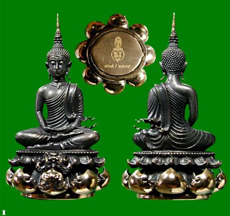 พระกริ่งนวะโลหะ ใหญ่ เล็ก พระมิ่งมงกุฏศรีศากยมุนีโคดม วัดศรีมิ่งมงคลวราราม จ ลพบุรี เคาะ