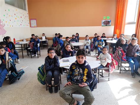 جلسة عصف ذهني بعنوان كيف نحافظ على بيئتنا؟