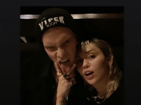 Miley Cyrus Exposes Nipples Shaved Crotch In New Nsfw Pictorial The