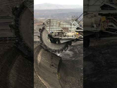 100 Million Worlds Biggest Bucket Wheel Excavator Shorts Ytshort