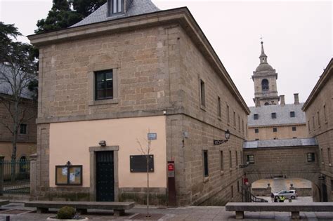 San Lorenzo De El Escorial Busca Artistas Para Sus Calles Capital