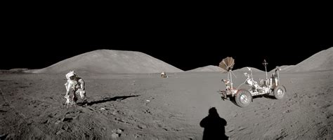 The Incredible True Story Of The Time An Astronaut Played Golf On The