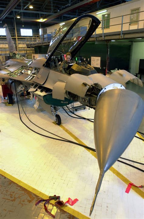 Us Air Force Usaf Senior Airman Sra Heather Liskey Support Crew