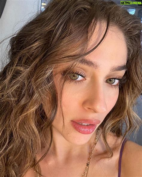 Cemre Baysel Wiki Biography Age Gallery Spouse And More