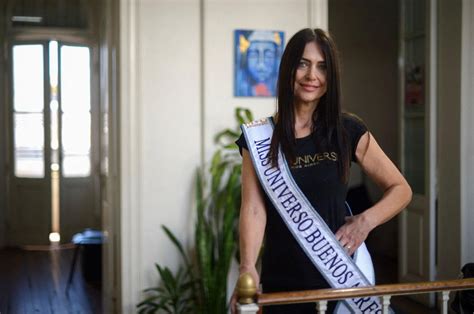 Najstarsza Miss Universe 60 Letnia Prawniczka Najpiękniejszą Kobietą W