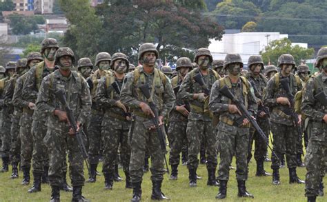 ExÉrcito Brasileiro BraÇo Forte MÃo Amiga RogÉrio Mendelski