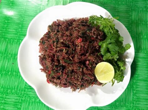 ဆိတ်သားခြောက်ထောင်း